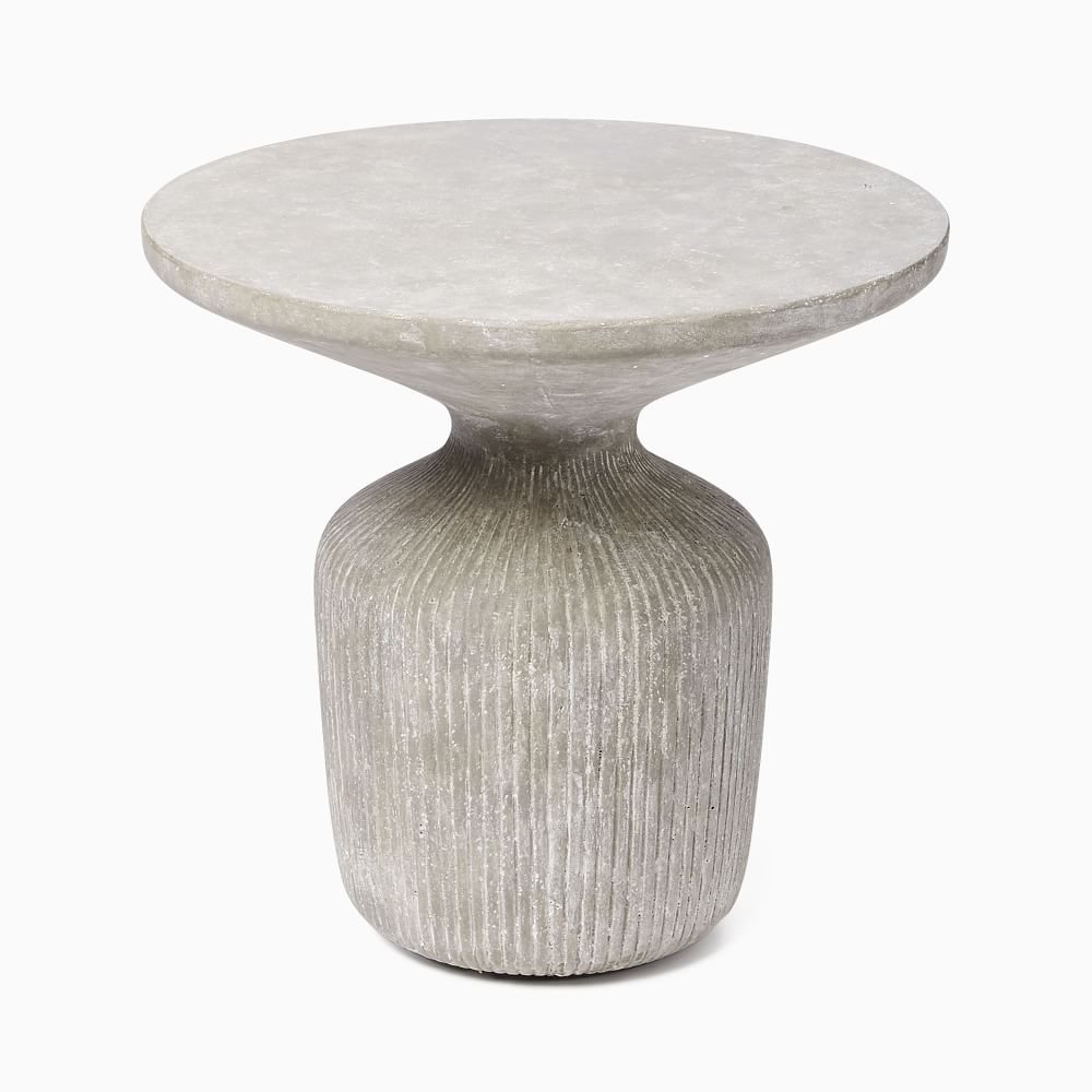 Tambor Outdoor Round Side Table (21") | West Elm