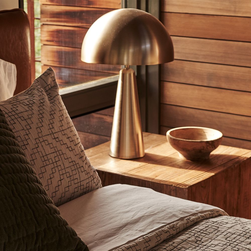 Hastings Table Lamp (22") | West Elm