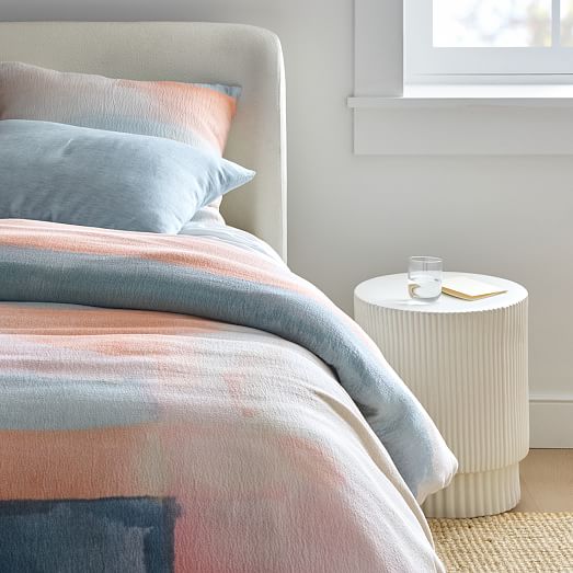 Fluted Side Table (13"–16") | West Elm