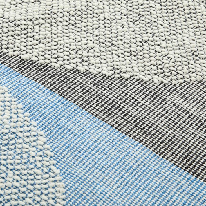 Stacked Circles Indoor/Outdoor Rug | West Elm