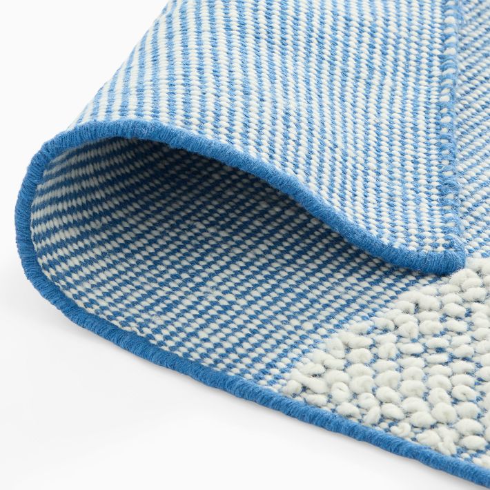 Stacked Circles Indoor/Outdoor Rug | West Elm