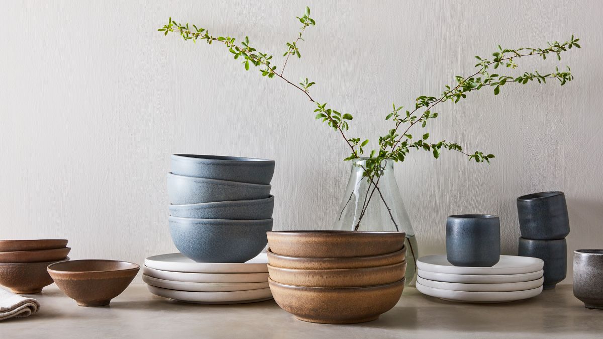 Kanto Stoneware Dinnerware (Set of 16) | West Elm