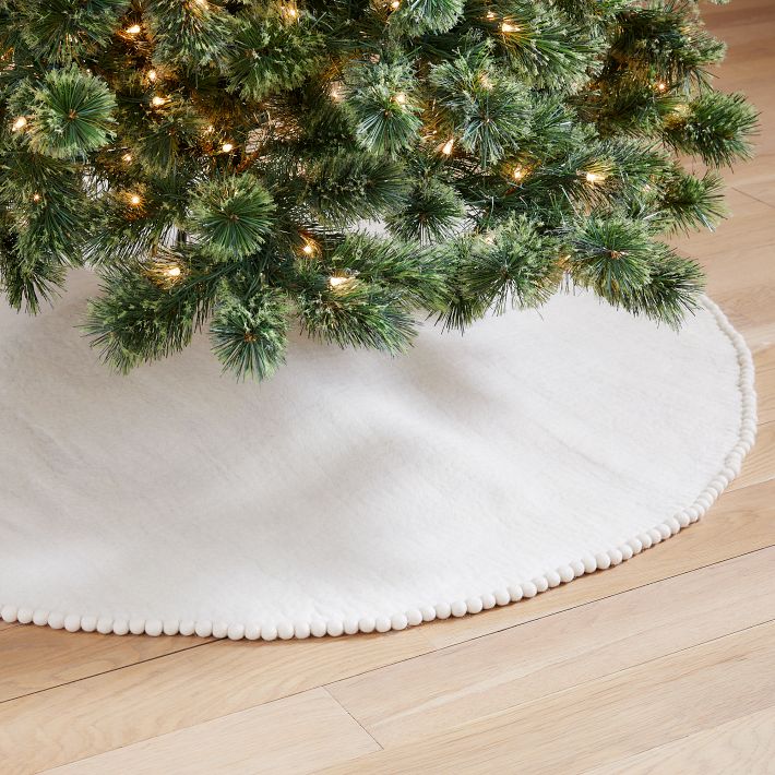 Pom pom tree skirt store
