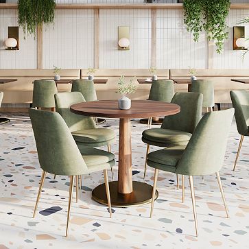 Round tables restaurant store