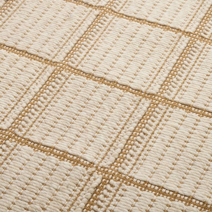 Finley Flatweave Cotton Wool Rug Swatch | West Elm