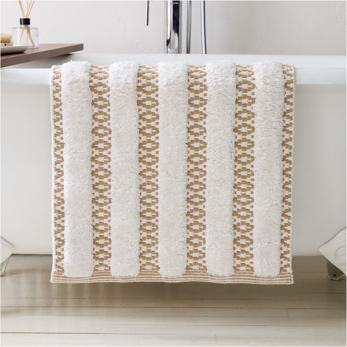 Diamond Tufted Stripe Bath Mat | West Elm