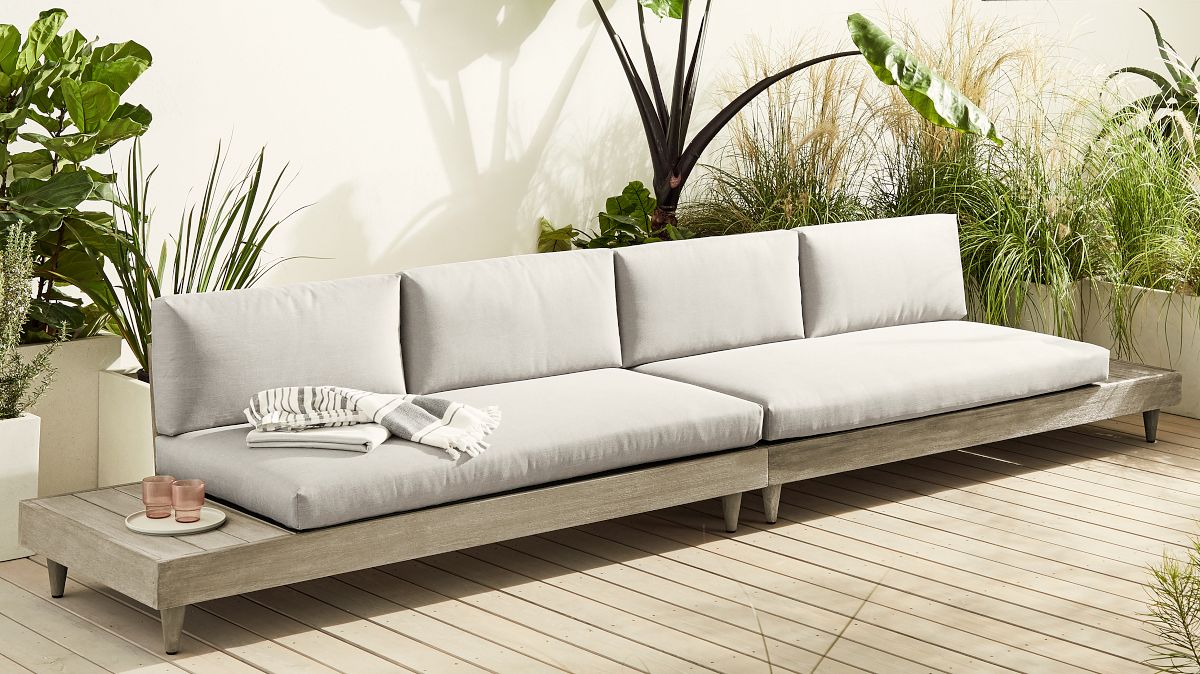 West elm outdoor loveseat store
