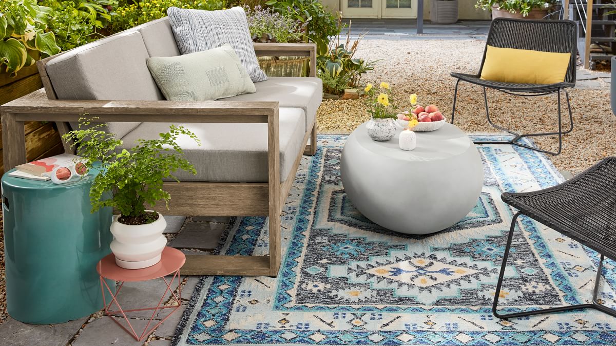 Indoor/Outdoor Pebble Oval Coffee Table (36") | West Elm