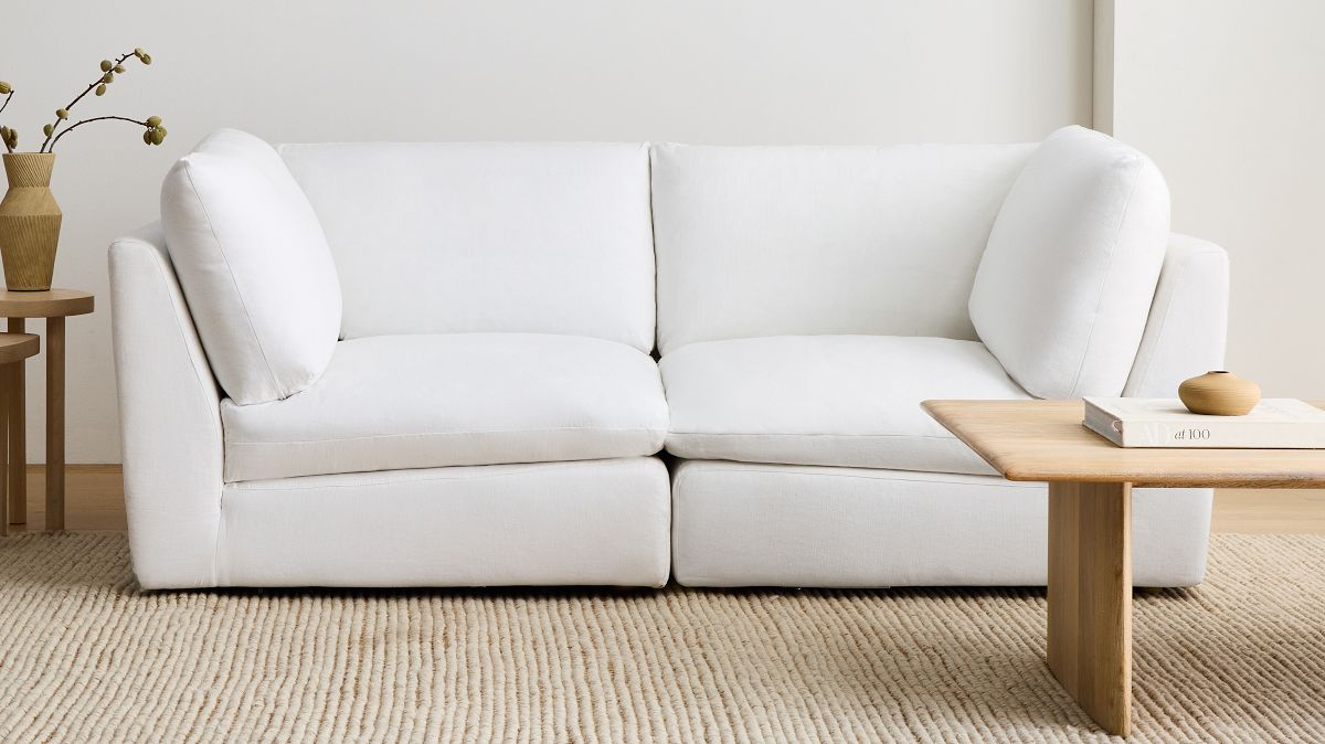 Hampton Modular Sofa (84"–123") | West Elm