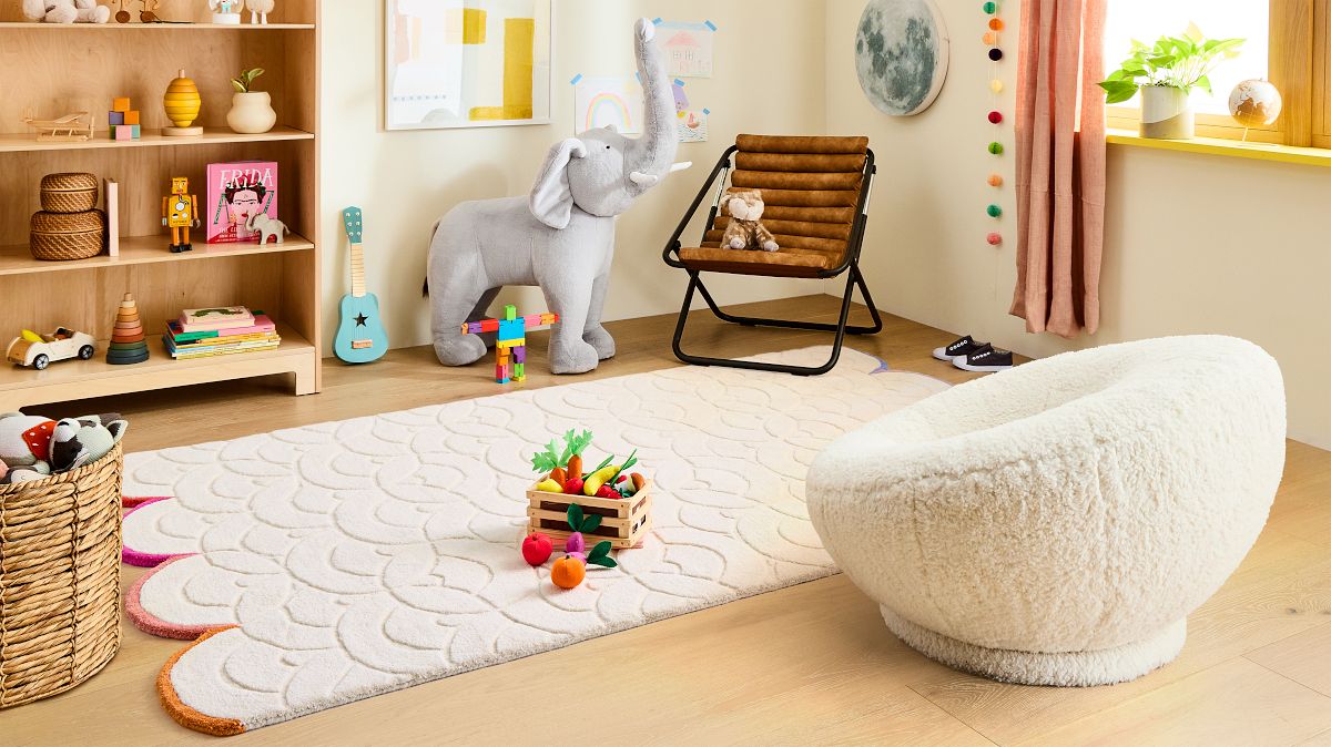 Tossed Scallop Rug | West Elm