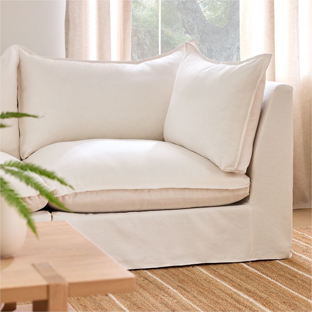 Bleecker Skirted Slipcover Modular Sofa (85"–123") | West Elm