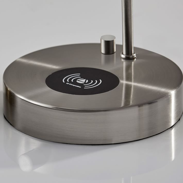 Linear Metal LED Wireless Charging & USB Task Lamp | Modern Lighting ...