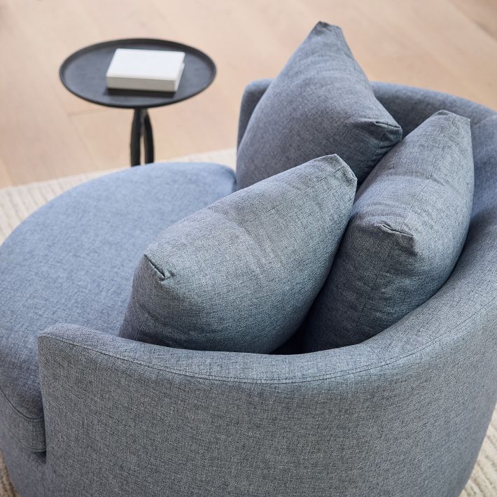 Viv Grand Swivel Chair | West Elm