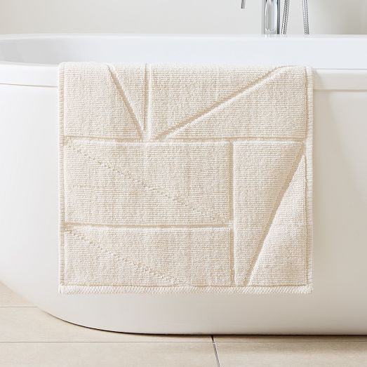 Triangle Sculpted Bath Mat | West Elm