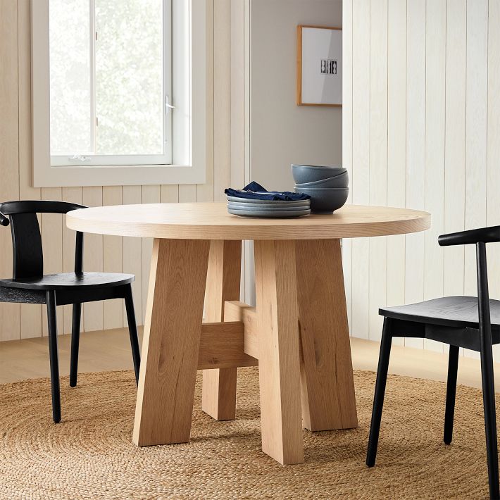 Putnam Round Dining Table (48", 60") | West Elm