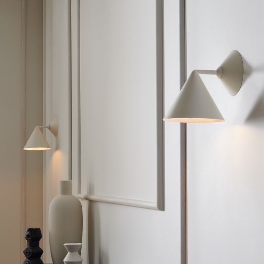 Warren Sconce (6.8") | West Elm