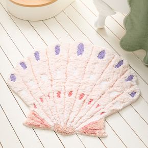 Kids Shell Shaped Bath Mat | West Elm