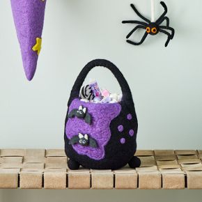 Witch's Cauldron Treat Bag | West Elm