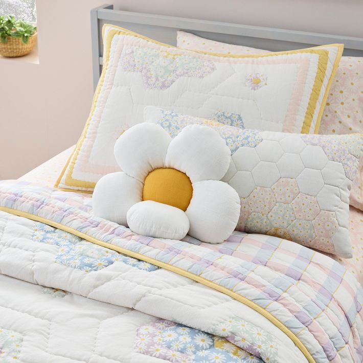 Daisy Patchwork Quilt | West Elm